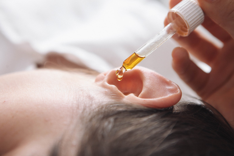 Prévenir les troubles de l’oreille et de l’audition grâce au Karna Purana